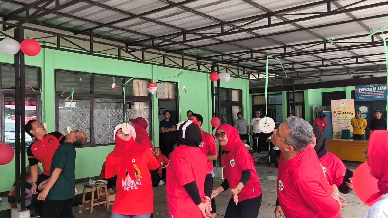 Tawa dan Kebersamaan Warnai Perayaan HUT ke-80 RI di DP3A Sukabumi ...